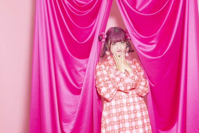 キッズに人気のYouTuber「しなこちゃん」が、ASMRを通じて発信する“原宿イズム”とは | GOETHE