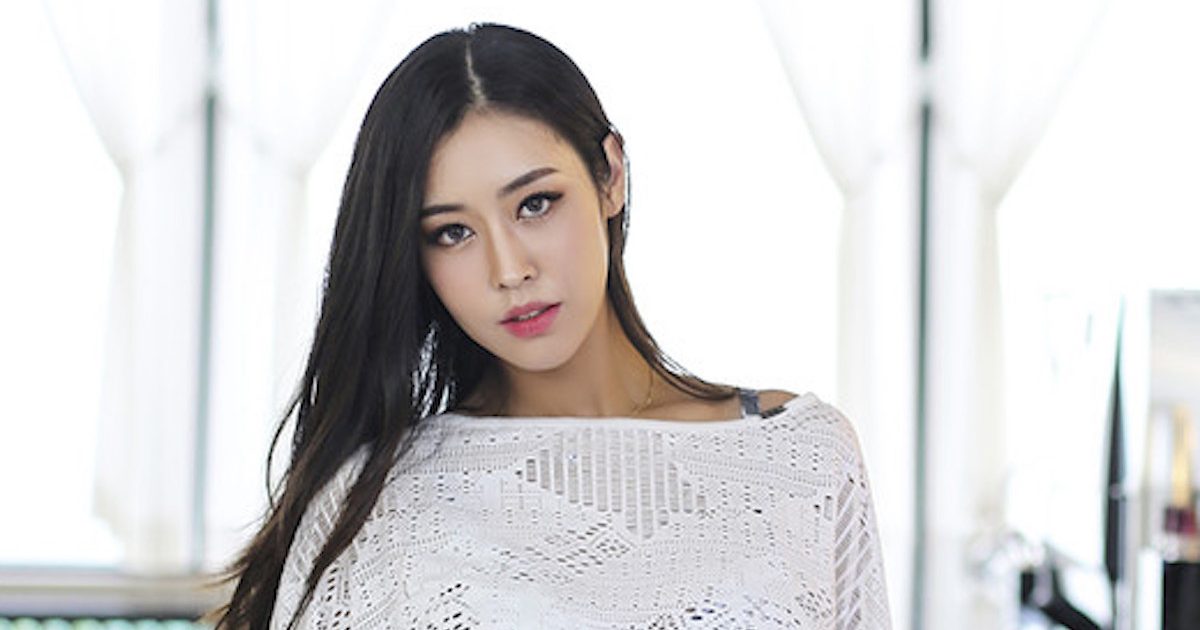 教師、フィットネス、YouTuber、三足のわらじを履きこなすスーパー美ボディガール | GOETHE