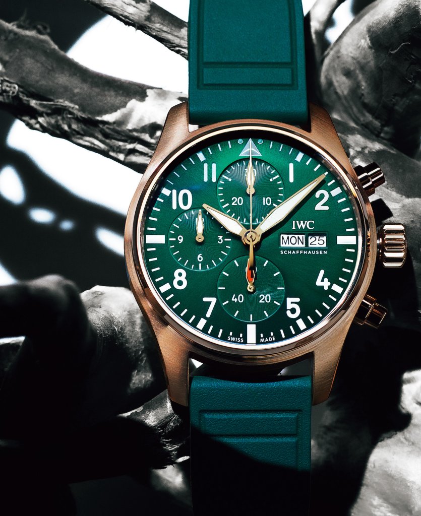 IWC、ゴールド×グリーンの最新「パイロット・ウォッチ・ クロノグラフ 41」【動画付き】 | GOETHE