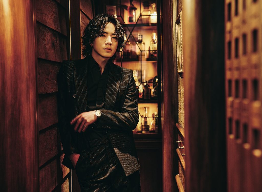 三代目JSB·ØMIが酒を飲む理由とは | GOETHE