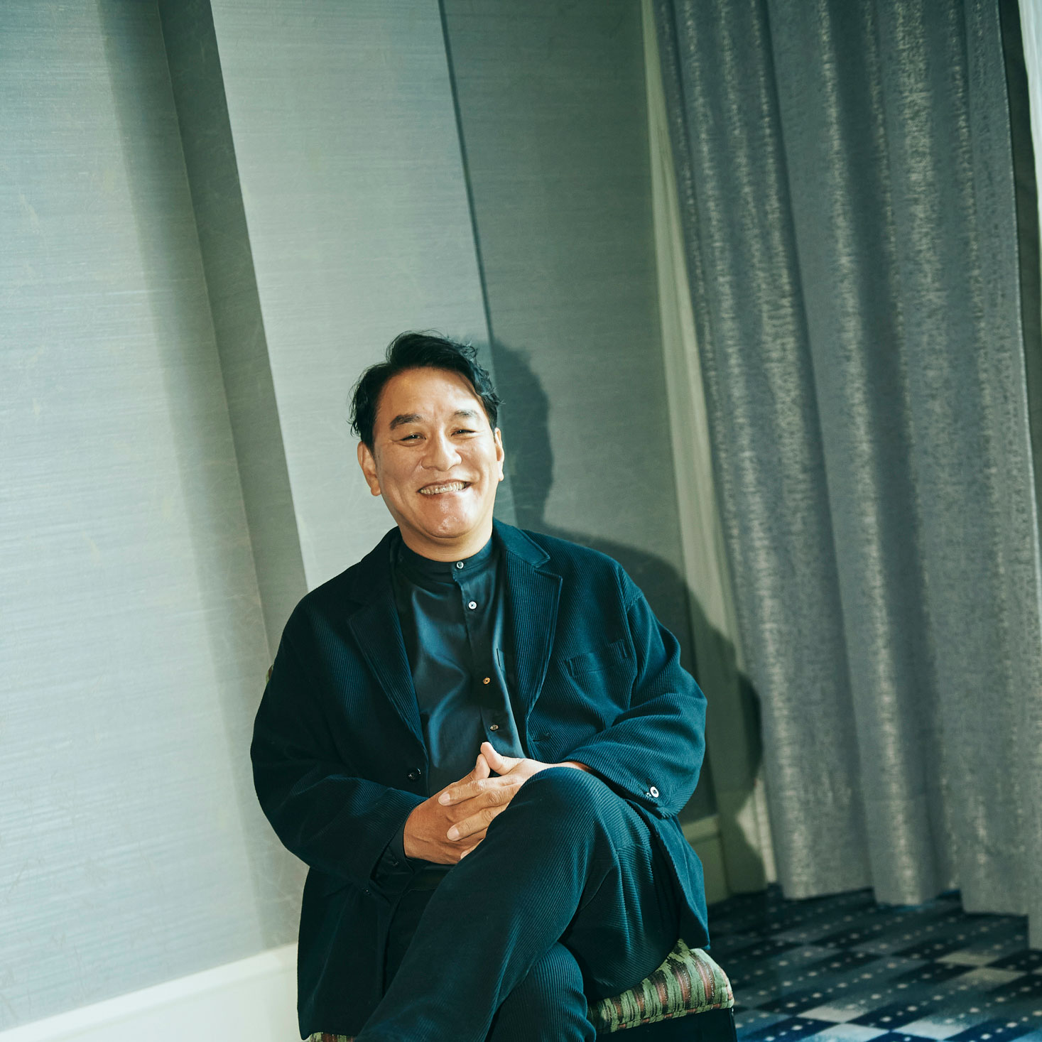 「お茶を濁さず、正直にやること」ピエール瀧、人生を楽しむ“群れの理論“とは | GOETHE