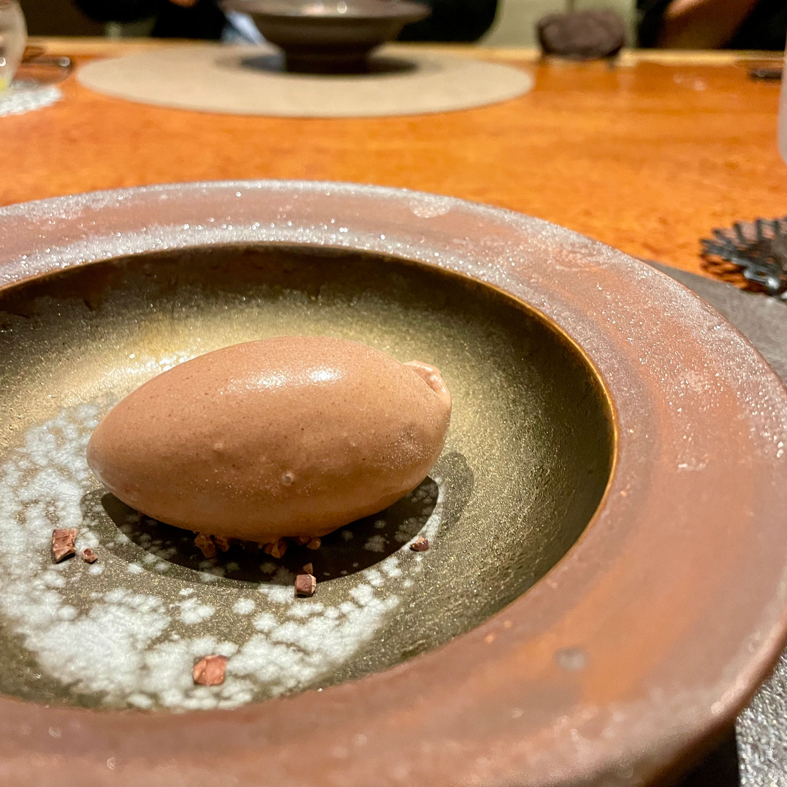 噂の“280分焼き”ステーキとは？ 西麻布の隠れ家的レストラン「GINA GINA」に潜入 | GOETHE