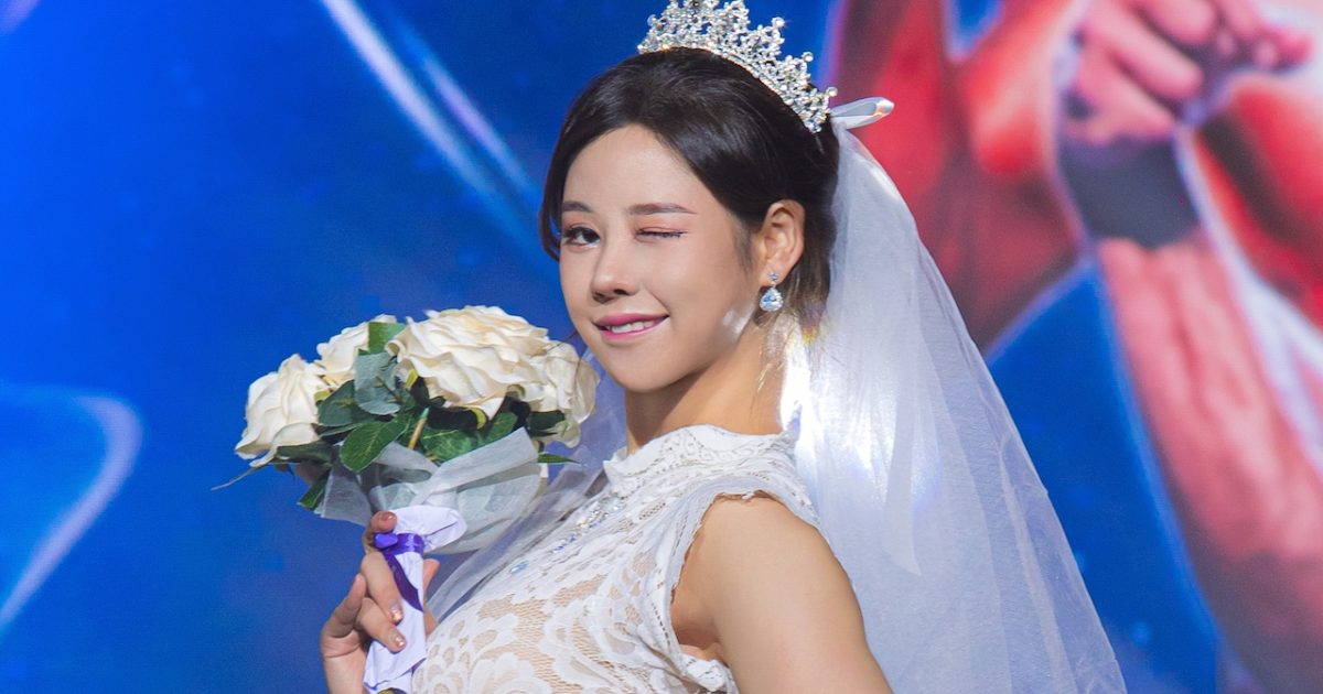 30歳インフルエンサー、全財産3万円を握りしめて上京した理由とは | GOETHE