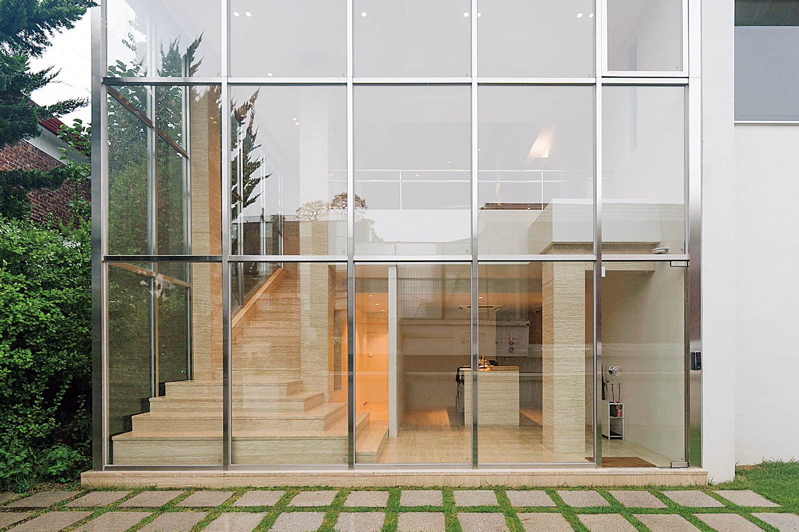 韓国料理に近づけたフレンチとは？ 究極の隠れ家レストラン「ZERO COMPLEX」 | GOETHE