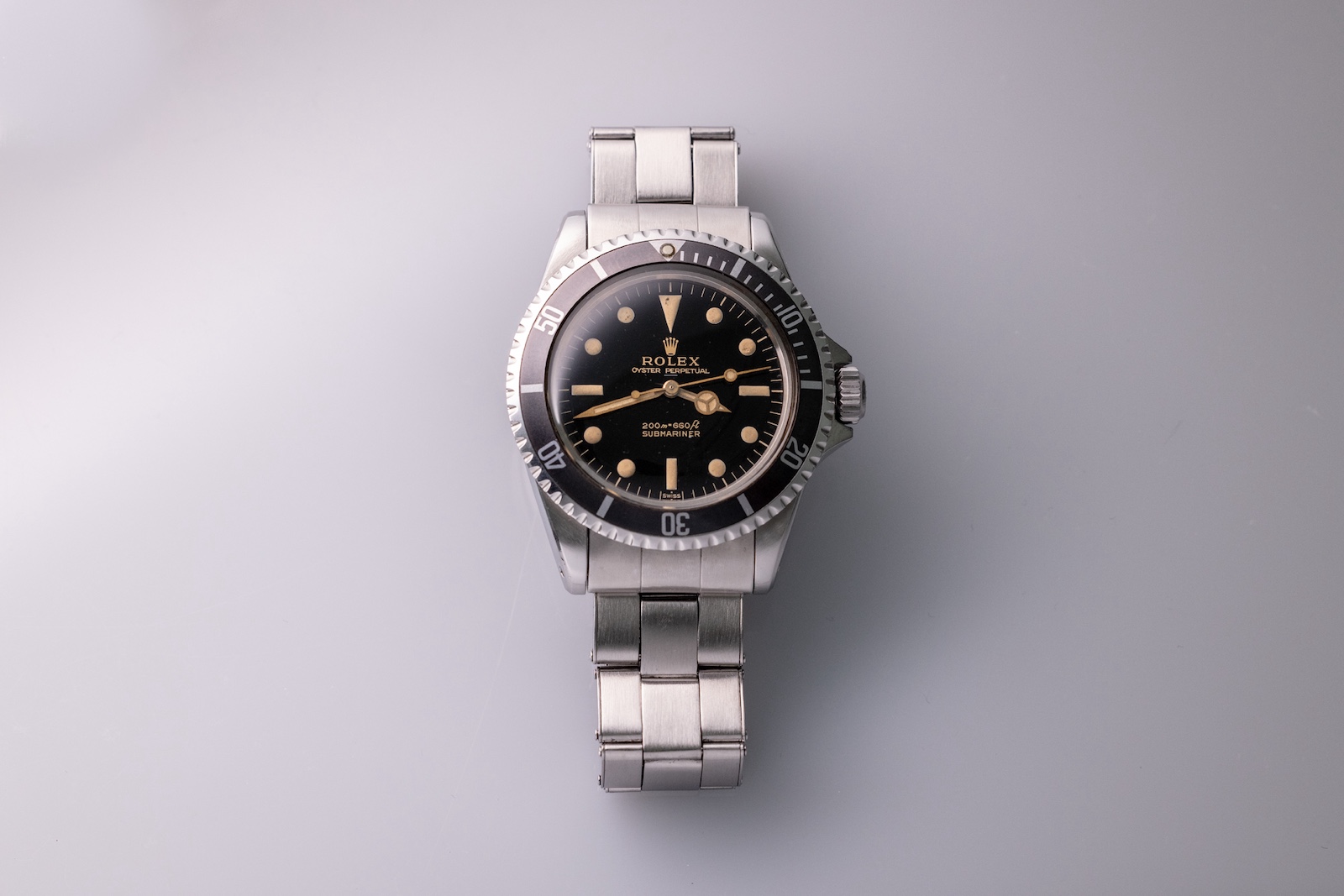 ロレックスの定番「サブマリーナー」、超希少な“アンダーバー”入り「Ref.5513」とは | GOETHE