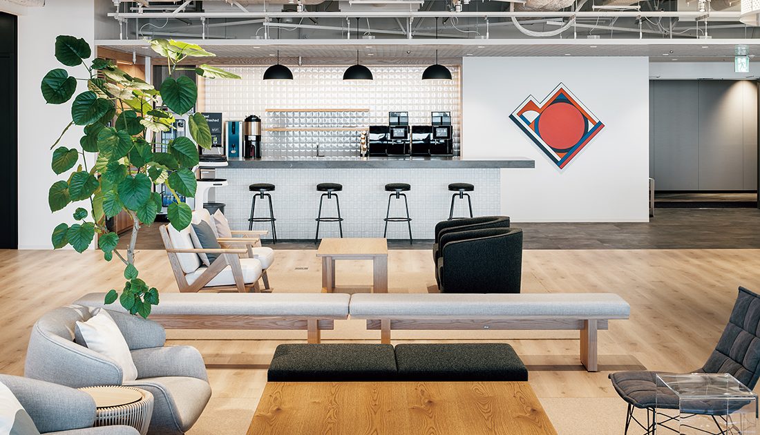 ソフトバンクの新オフィスはまるで家のような心地よさ!? | GOETHE